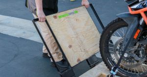 Transport your Motorcycle Safely Using Advanced Shipping System [Video]